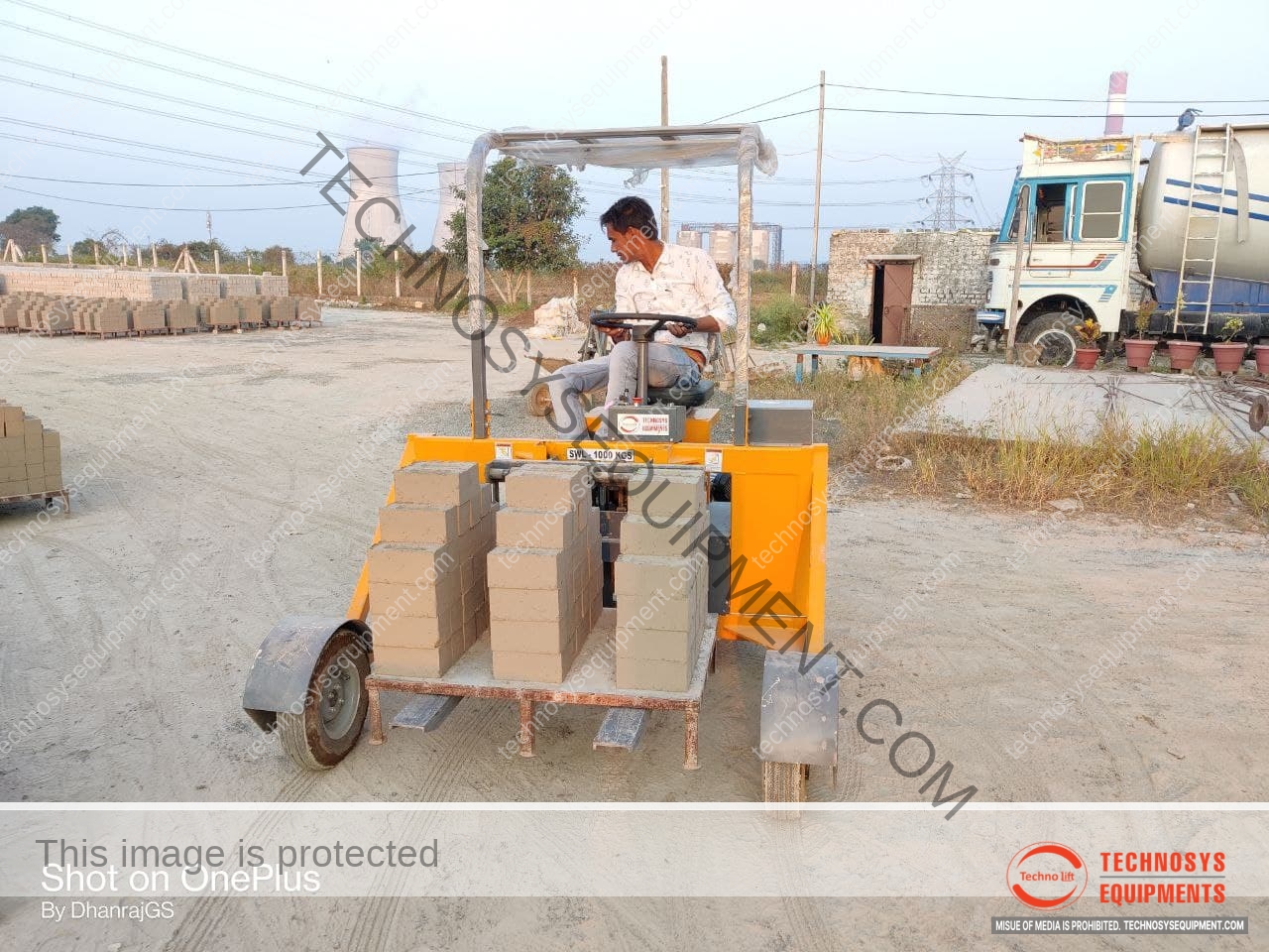 Bricks Handling Truck – Technolift | Technosys Equipments | Material ...