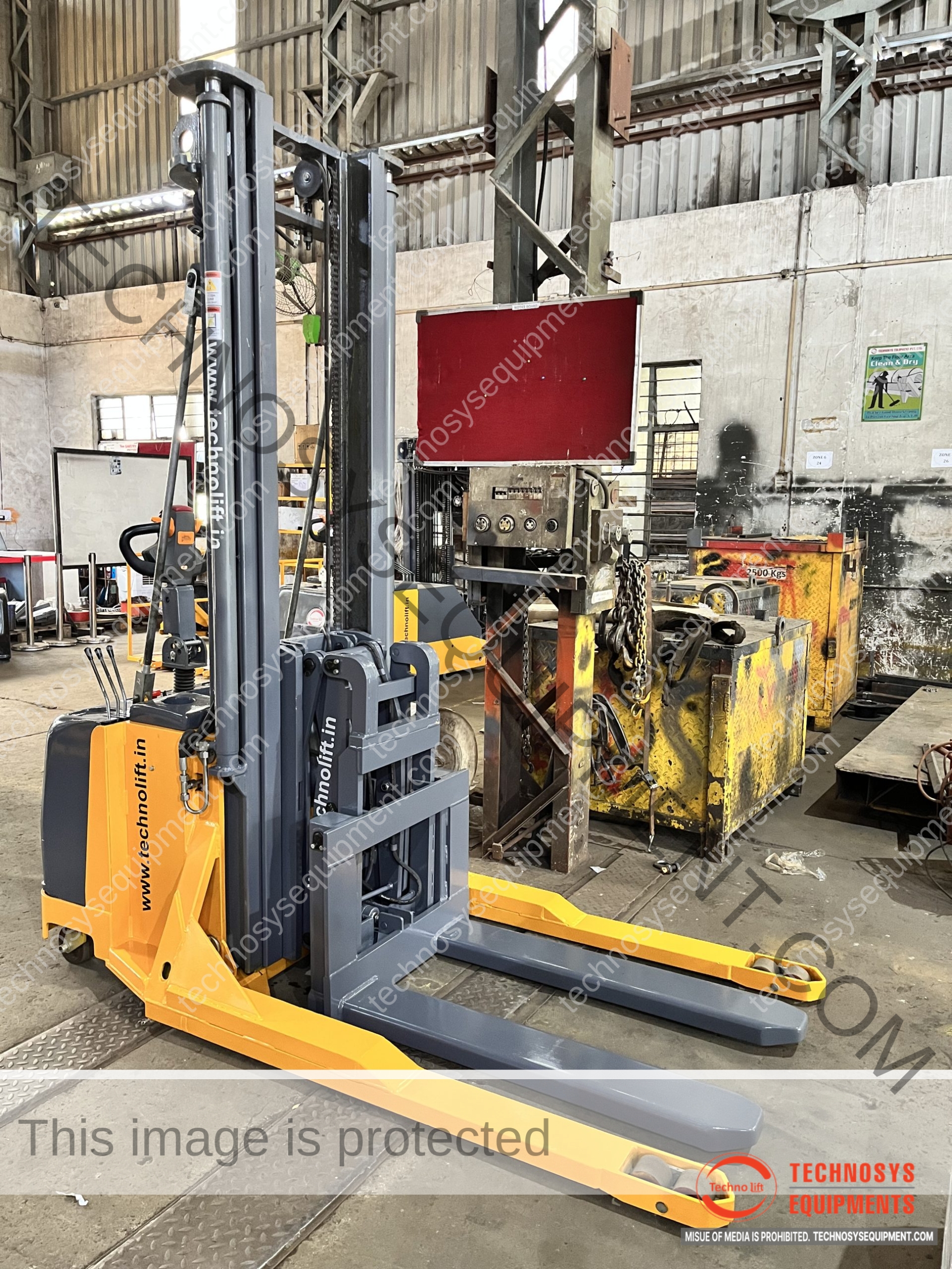 Electric Stacker – Double Deep – Technolift | Technosys Equipments ...