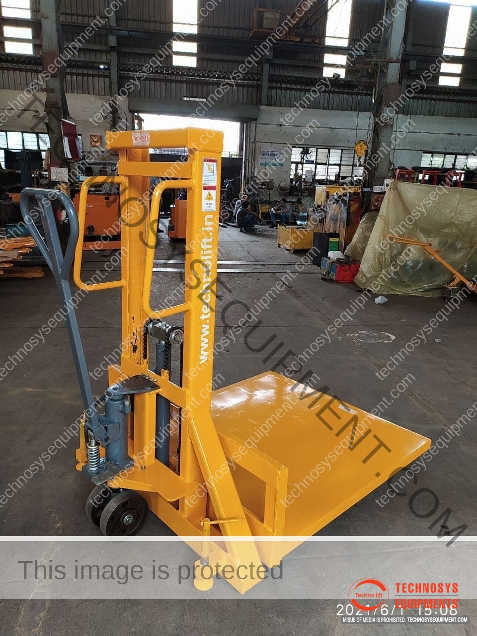 Manual Stacker – Platform – Technolift | Technosys Equipments ...