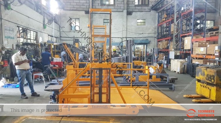 Mobile Loading Lift – Technolift | Technosys Equipments | Material ...