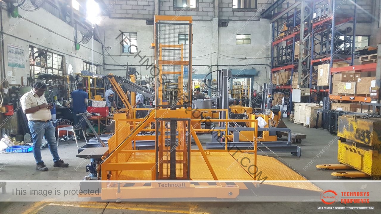 Mobile Loading Lift – Technolift | Technosys Equipments | Material ...