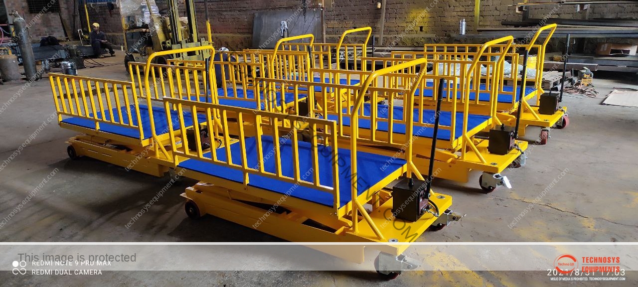 Mobile Scissor Lift – Technolift | Technosys Equipments | Material ...