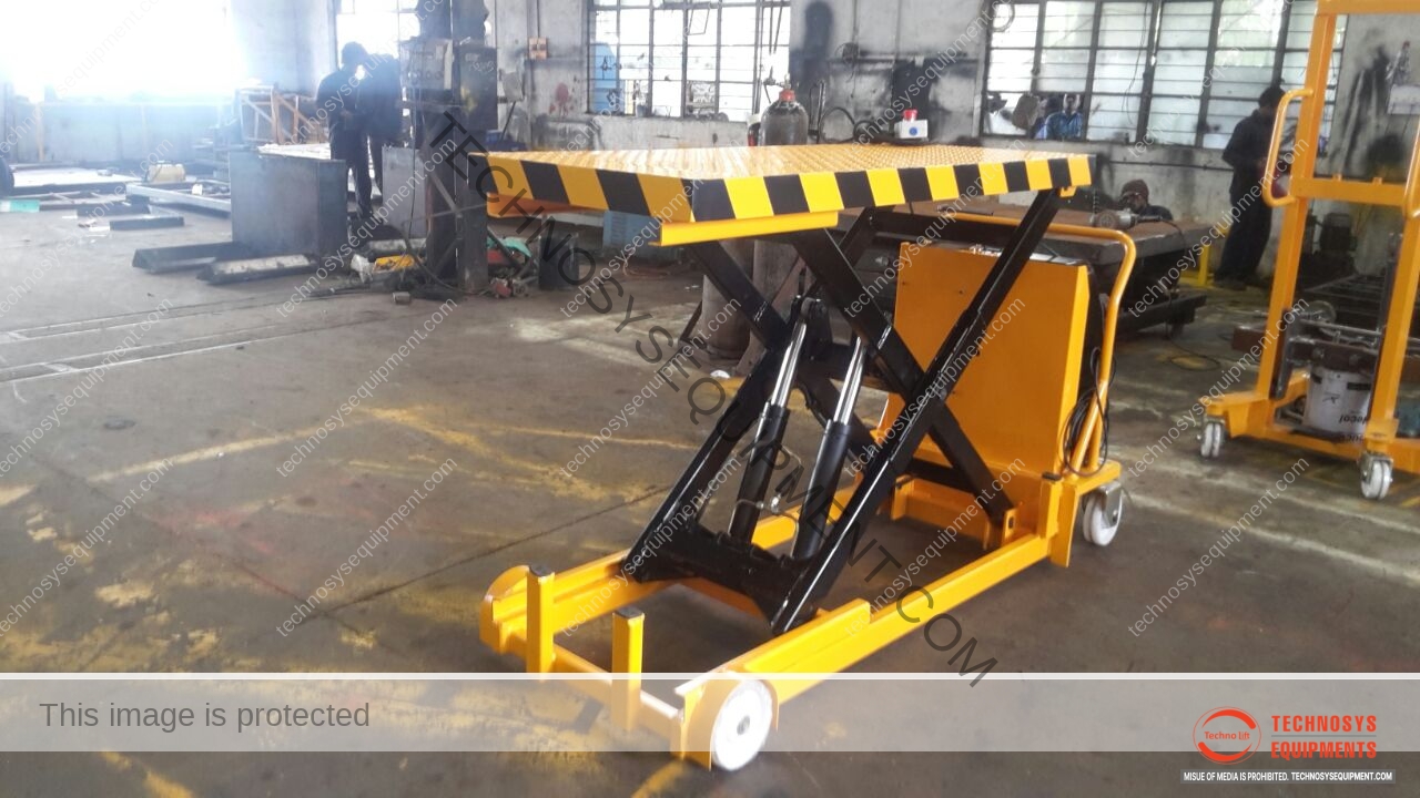 Mobile Scissor Lift – Technolift | Technosys Equipments | Material ...