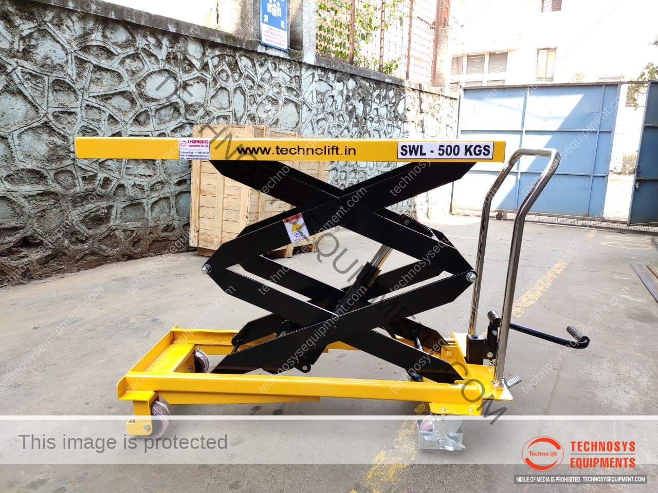 Mobile Scissor Lift – Technolift | Technosys Equipments | Material ...